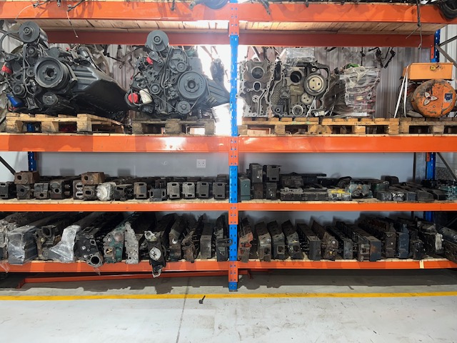 About Us - Custom Plant Solution